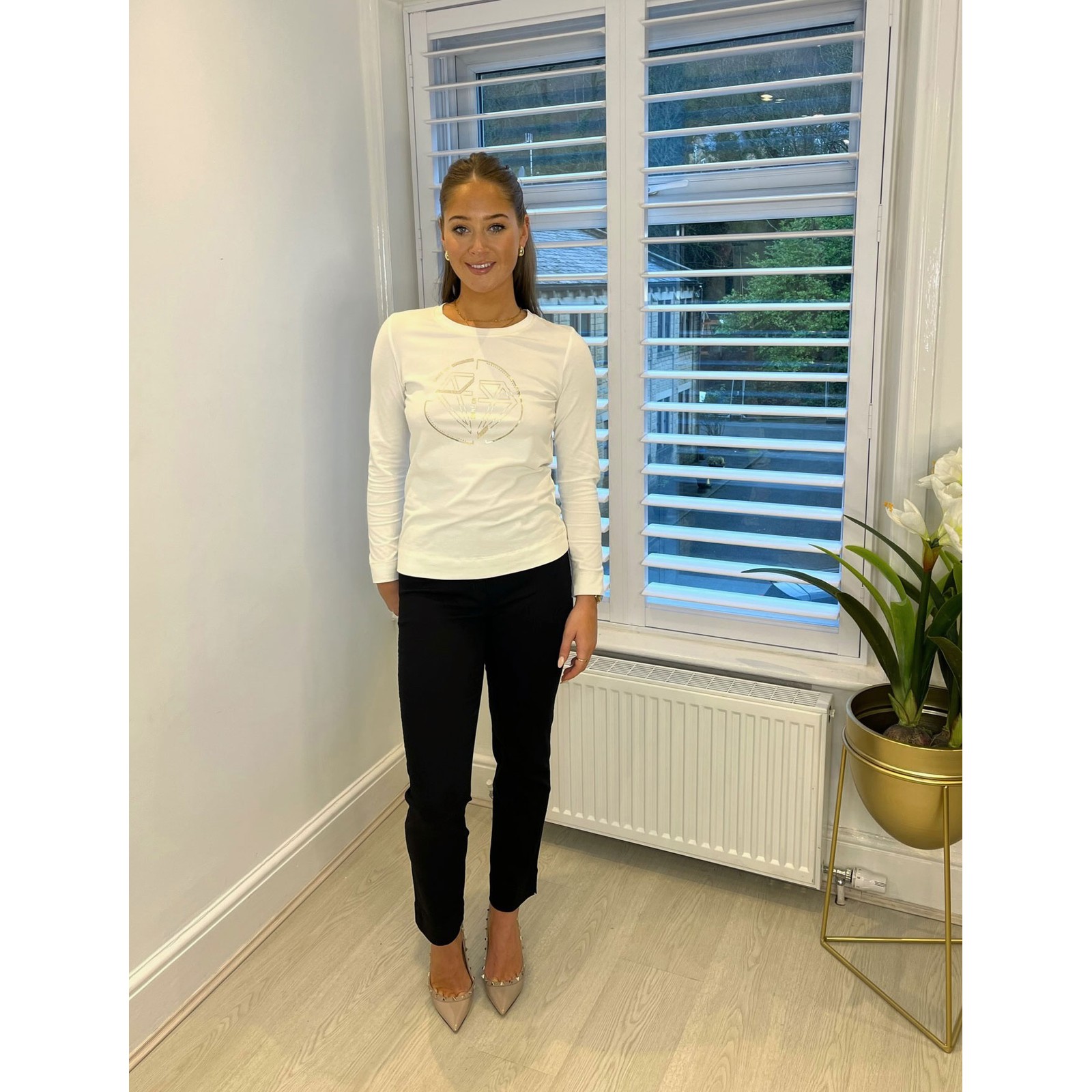 Robell Marie Petite 29 Inch Length Denim in Black