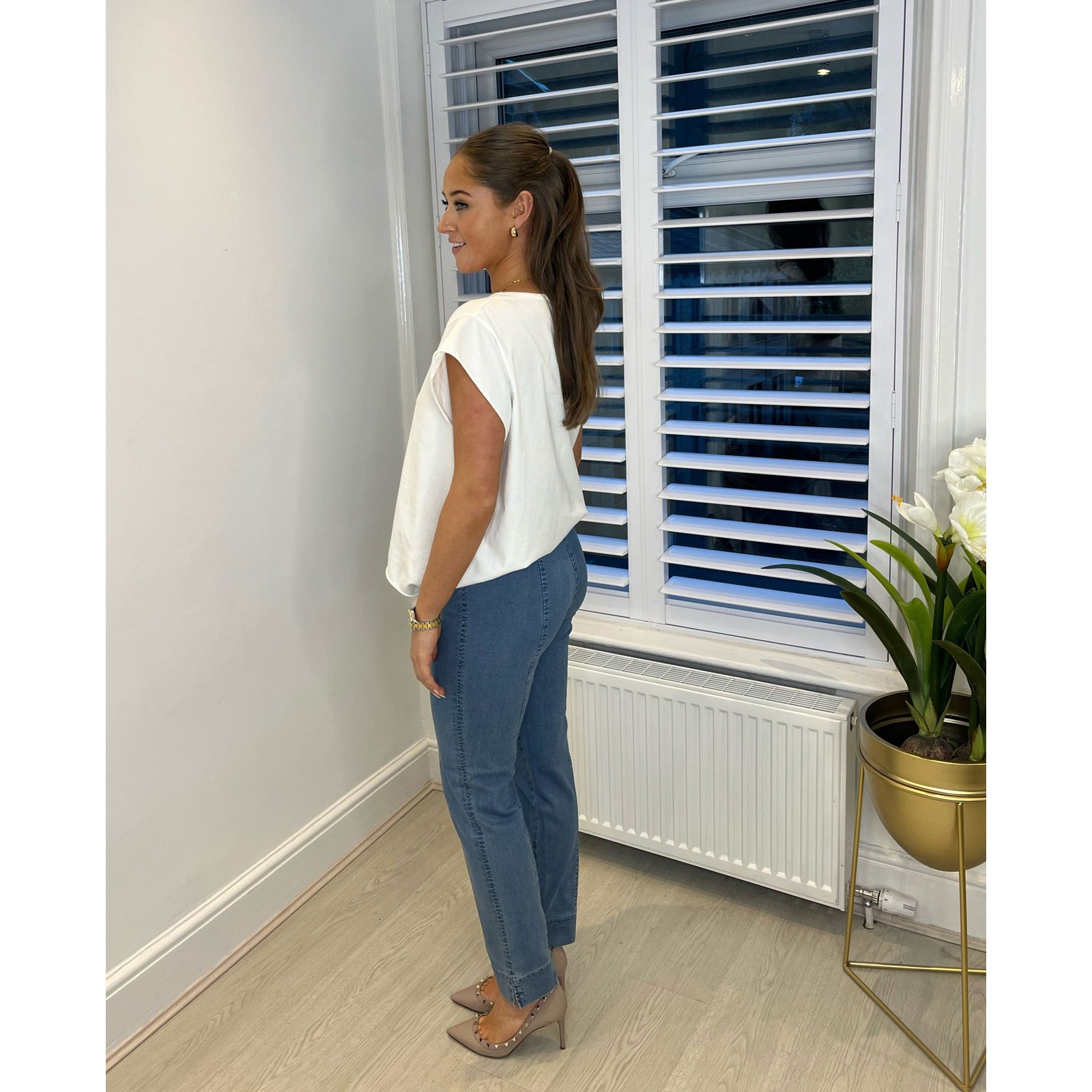 Robell Marie Petite 29 Inch Length Denim in Light Denim Blue